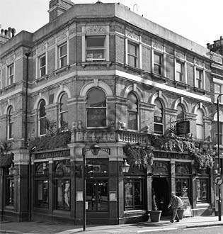 03-Jul-79, Moonlight Club, West Hampstead, London – Madnessography